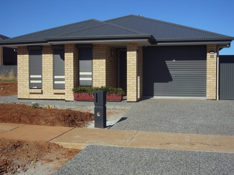 Battery vs electric roller shutters - Open N Shut